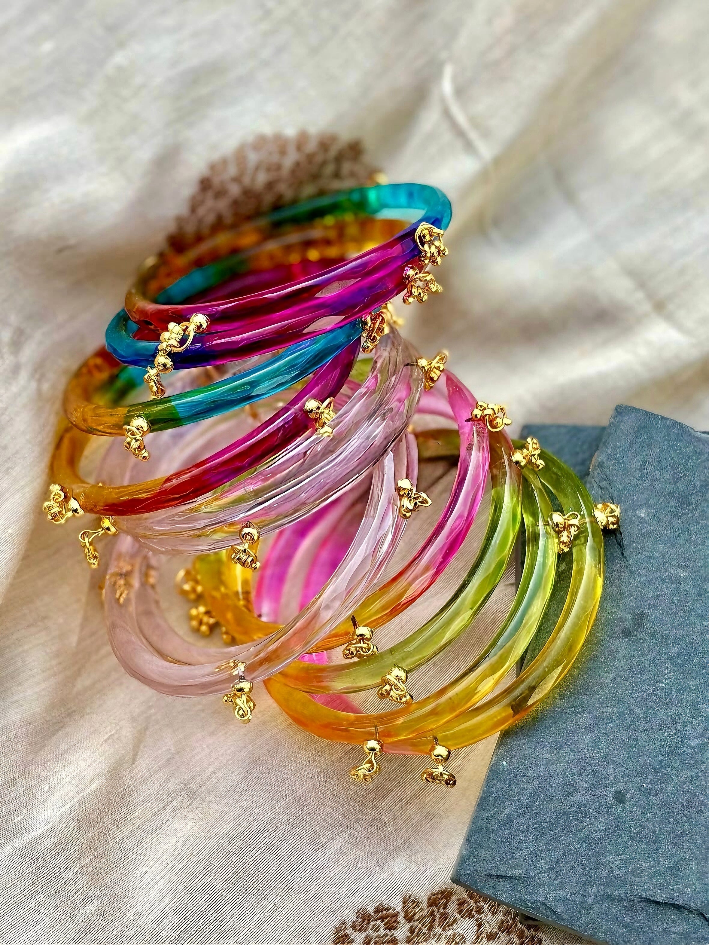 glass bangles – ZEBRATA